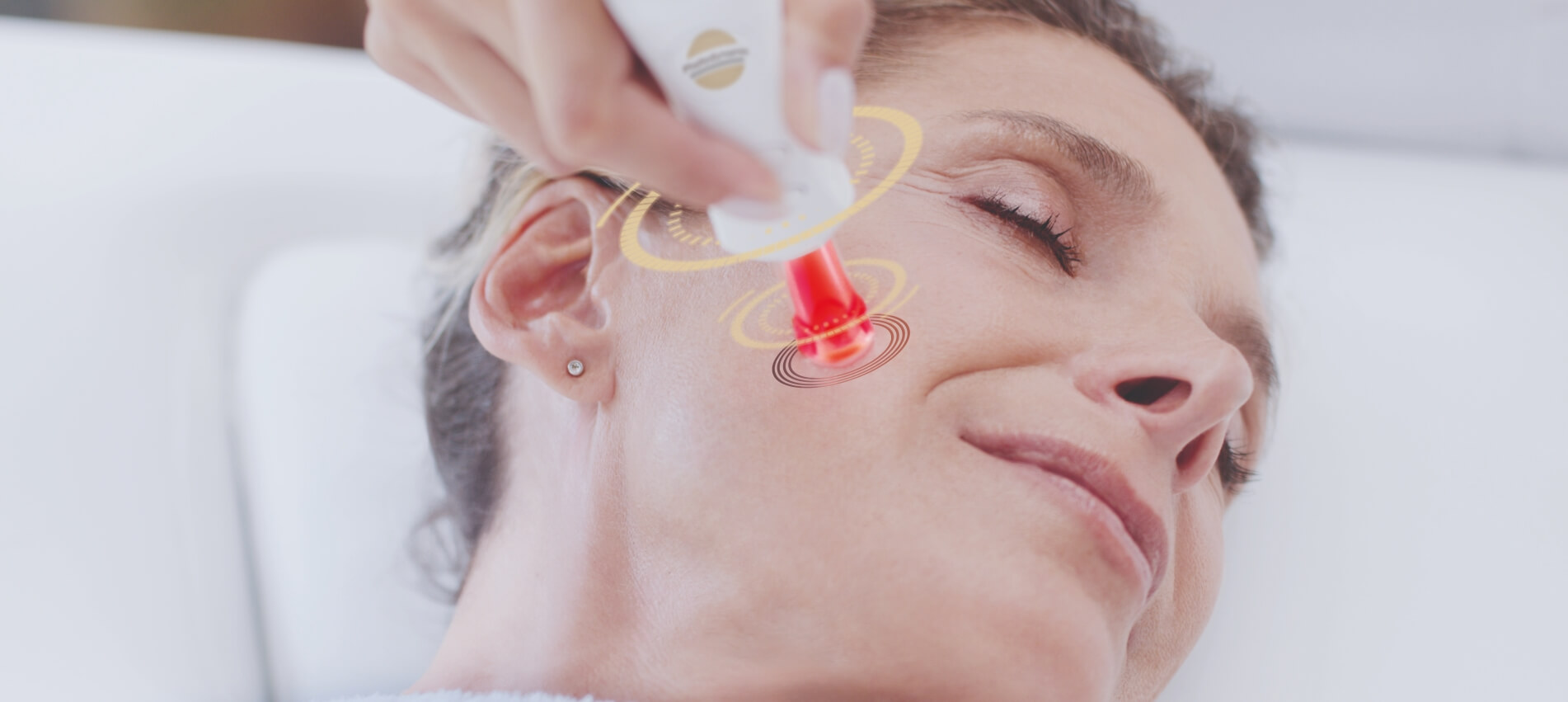 The power of LED for radiant skin with icoone®
